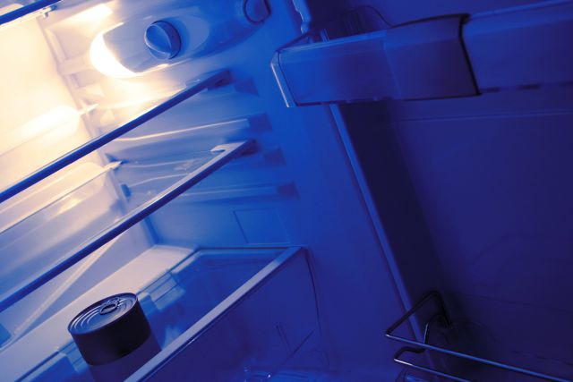 Студент-дизайнер представил холодильник без дверей | Кухня | Аргументы ...